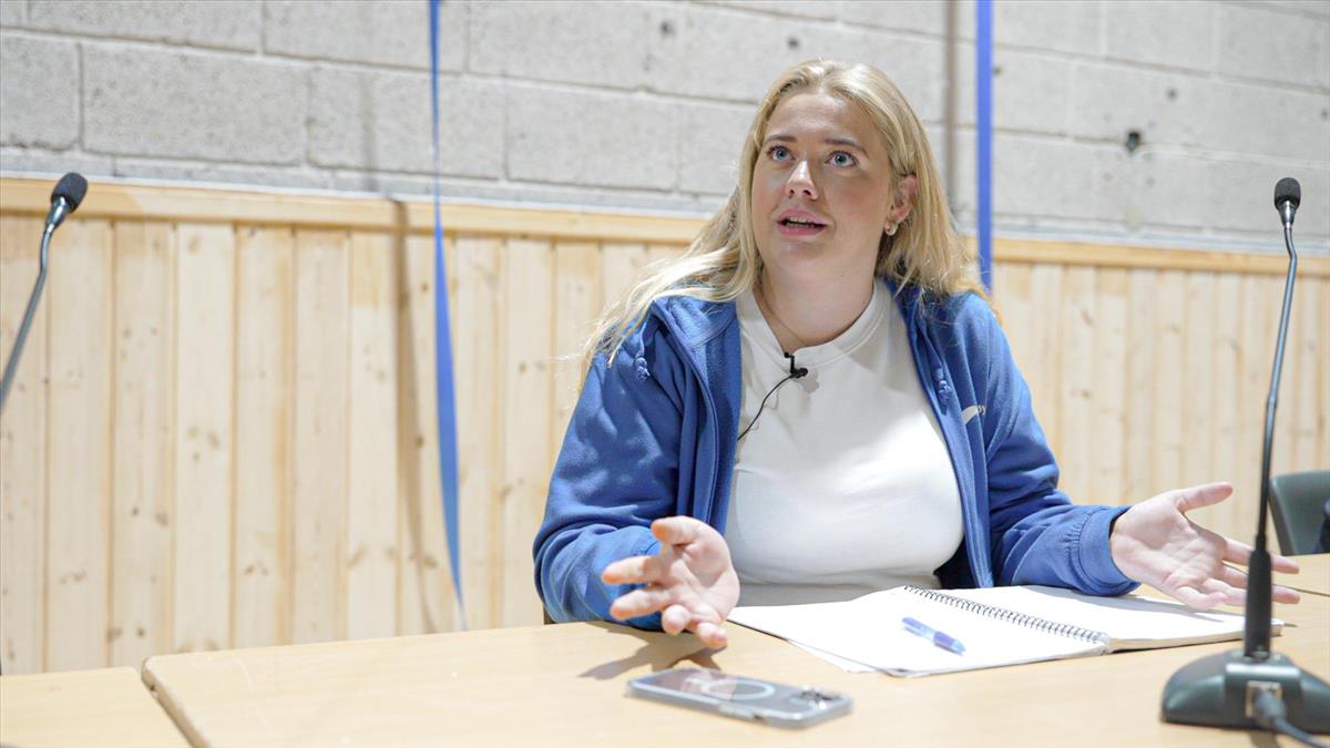 Celine på stemmefiske - Tangen videregående skole